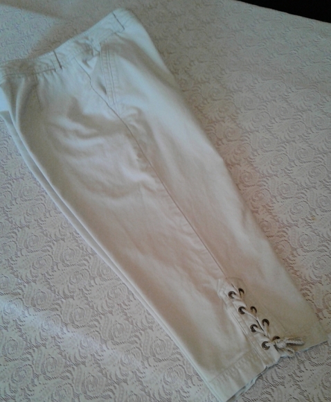 Westbound | Pants & Jumpsuits | Westbound Stretch Capri Pants | Poshmark